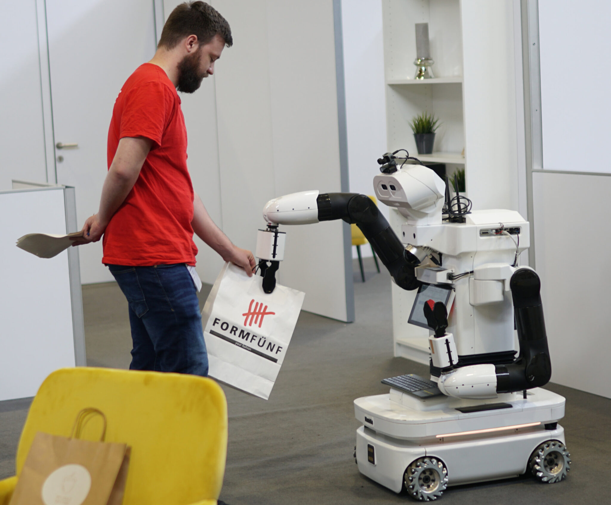 NimbRo's service robots win RoboCup German Open